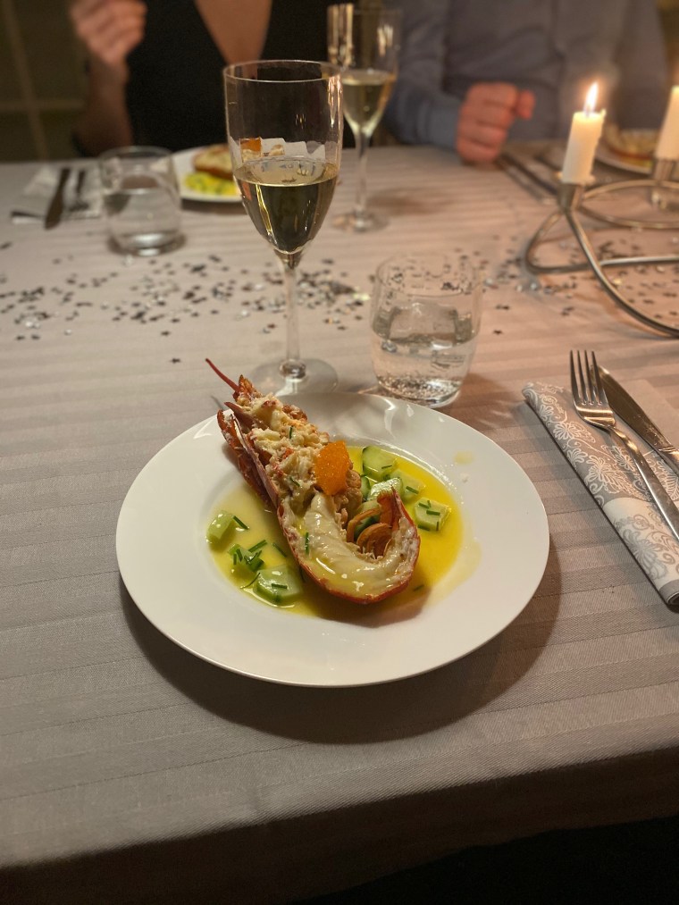 Recipe: Lobster with Beurre Blanc and Cucumber – Scandelights